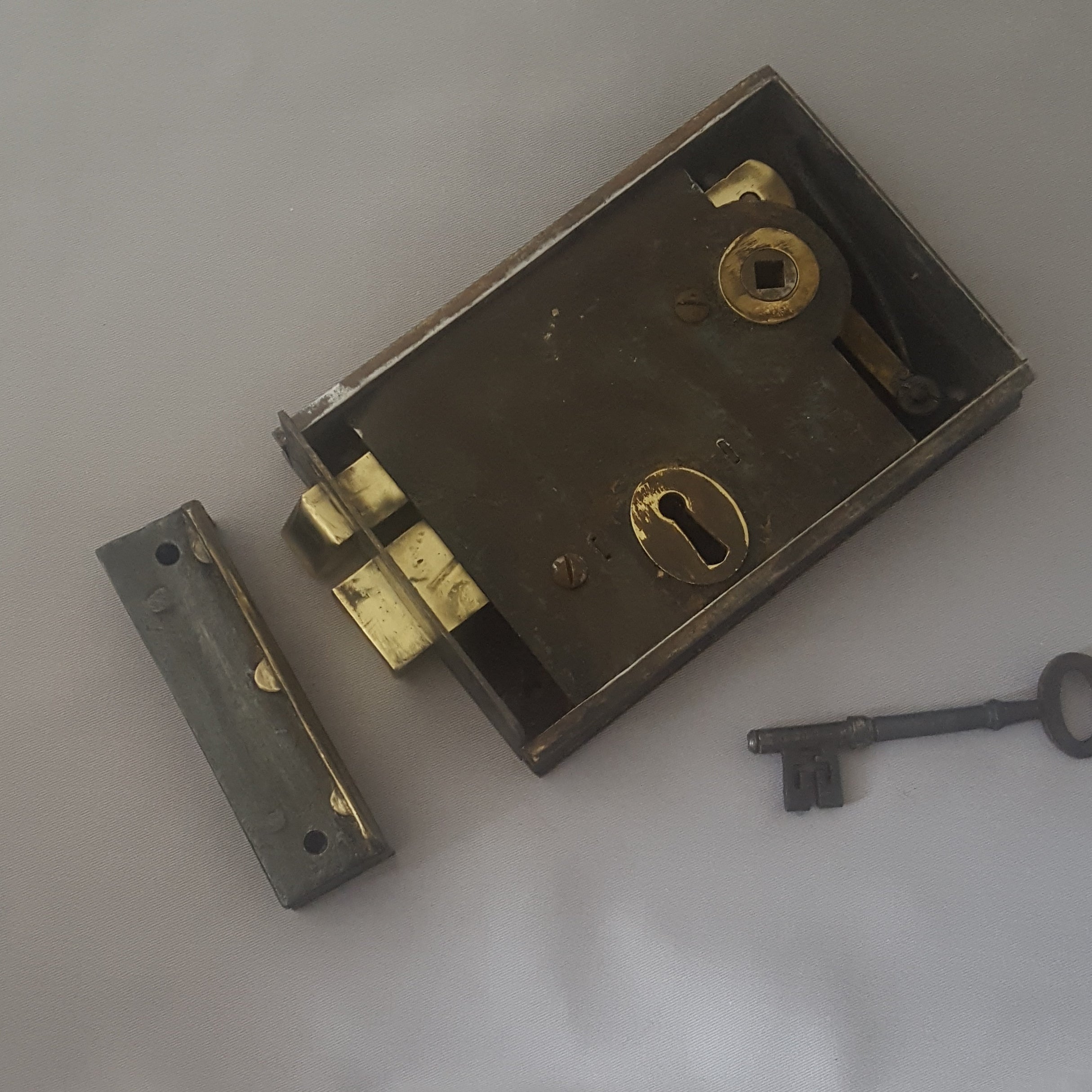 Mid Victorian 7'' RH Antique Rim Lock | Architectural Decor