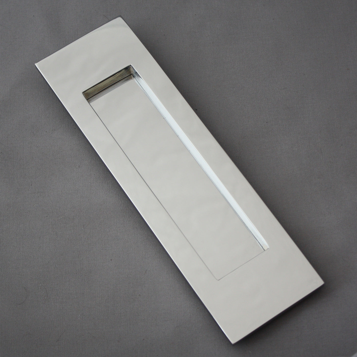 Vertical Chrome Letterbox | Architectural Decor